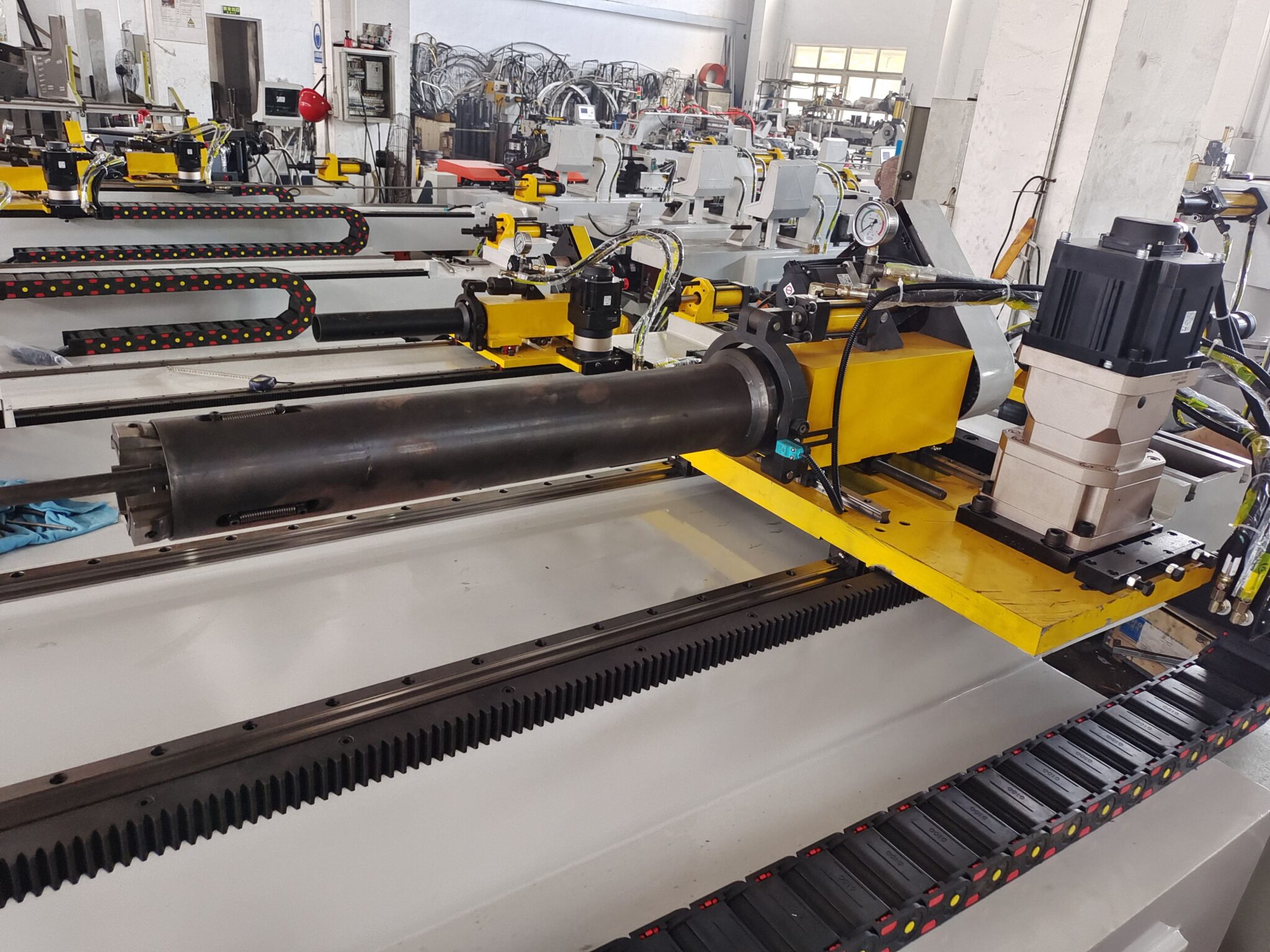 Manual Pipe Benders: Precision Tools for Every Project